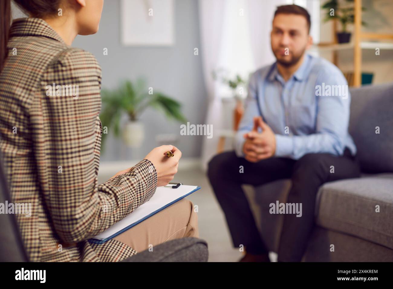 Woman Reporter Conducting Interview With Businessman Stock Photo - Alamy