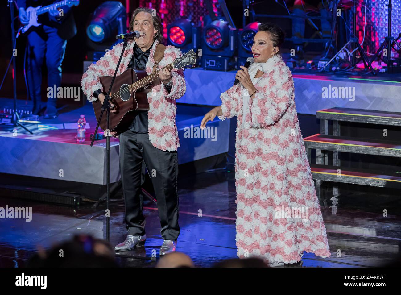 Angela Brambati and Angelo Sotgiu of Ricchi e Poveri Stock Photo - Alamy