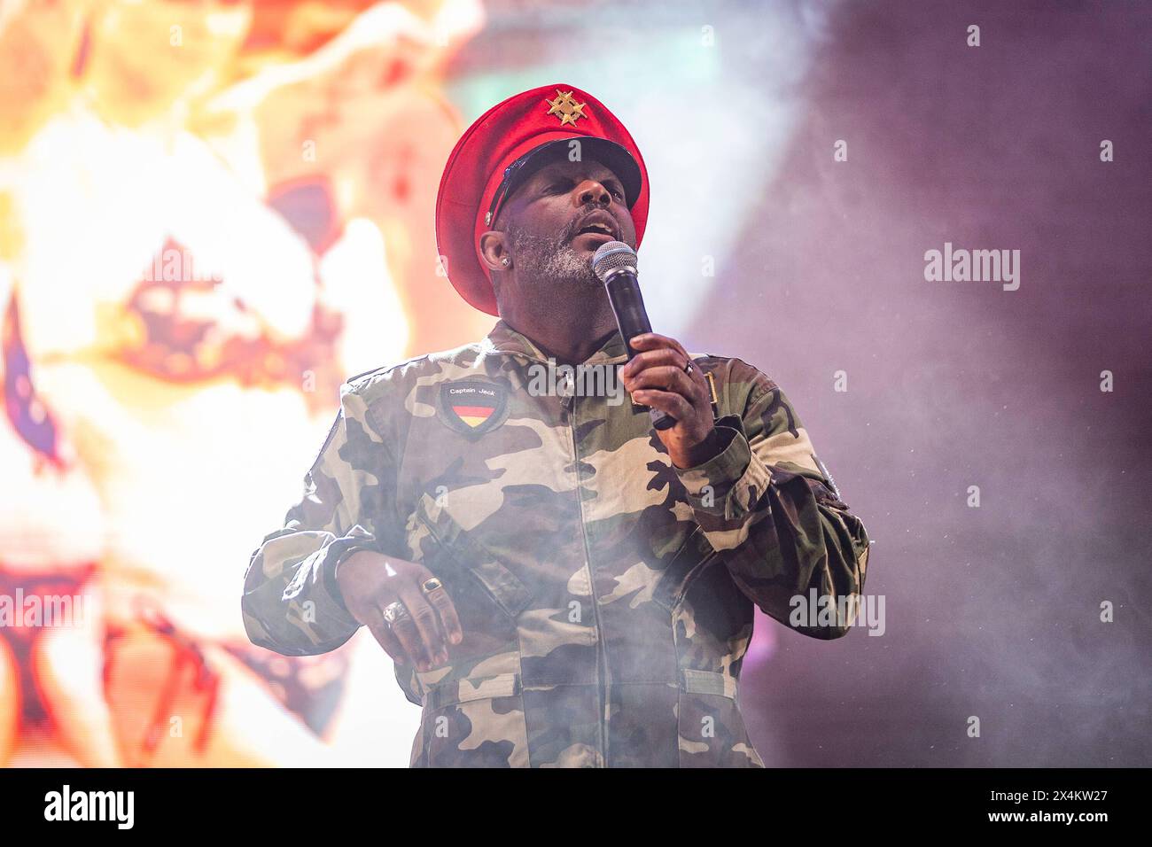 Rhein in Flammen 2024, Bonn, Rheinaue Das deutsche Eurodance Projekt ...