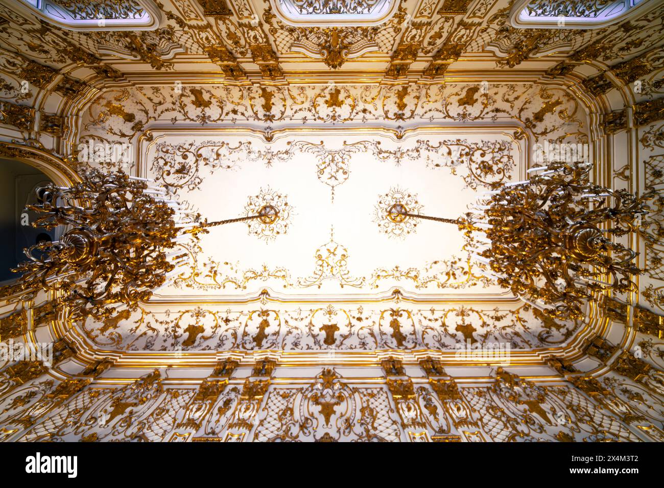 Library programs community services hi-res stock photography and images ...