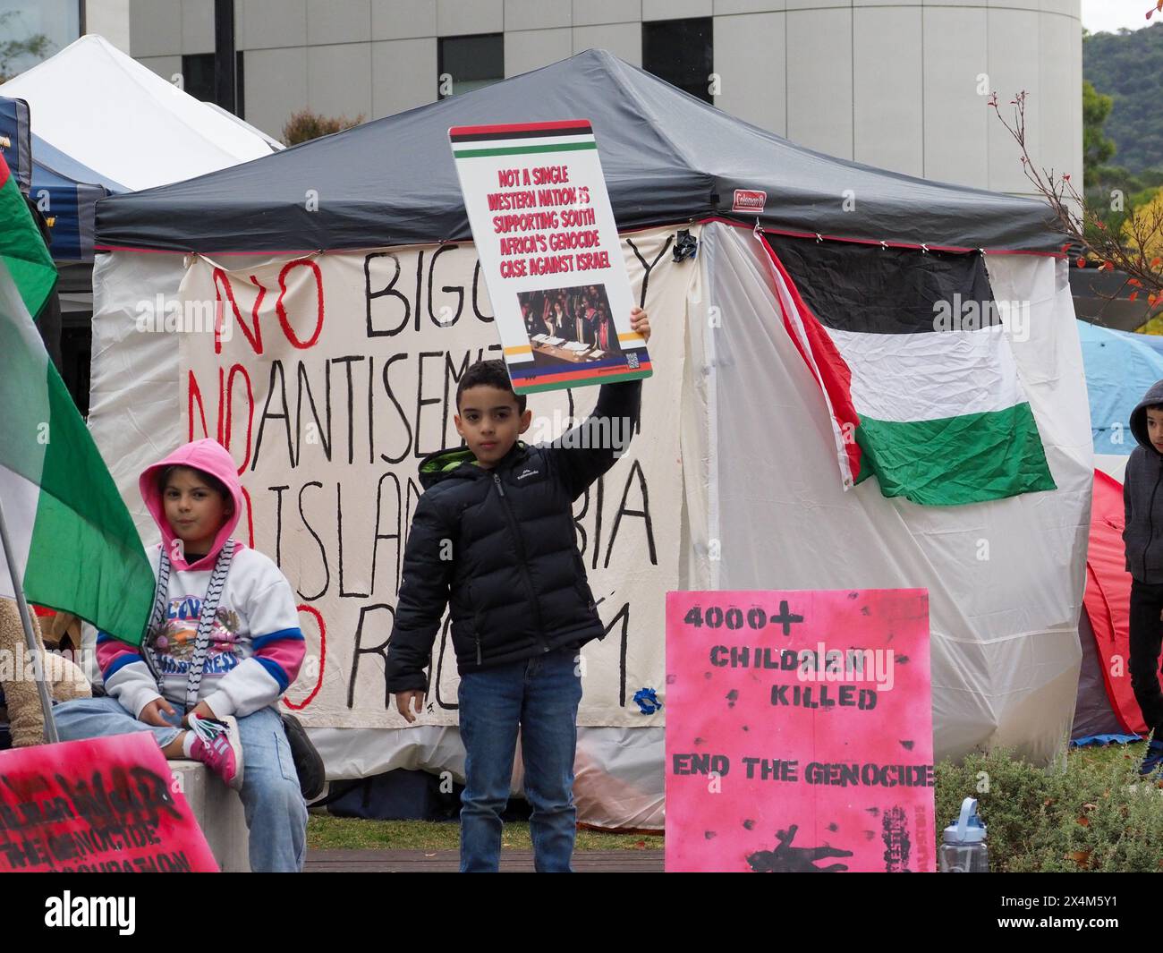 Canberra Australia 5 May 2024 Hundreds Of Pro Palestinian Protesters