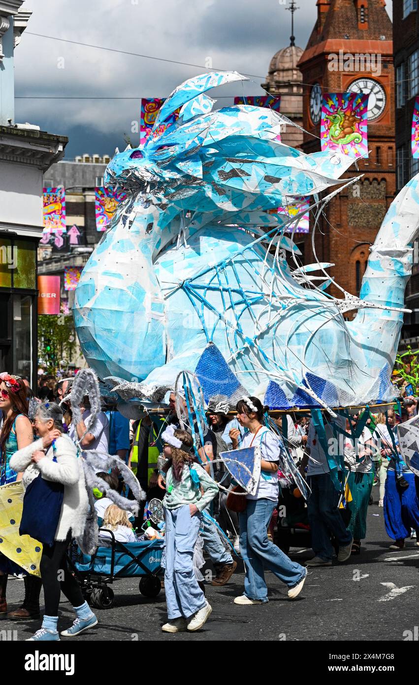 Brighton UK 4th May 2024 - Thousands of students , teachers and parents ...