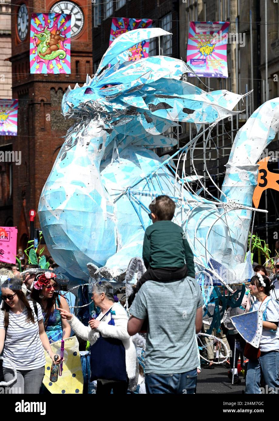 Brighton UK 4th May 2024 - Thousands of students , teachers and parents ...