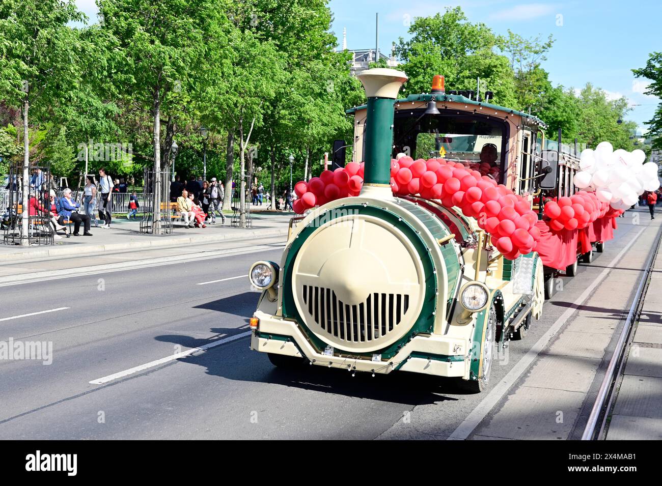 Vienna, Austria. 01st May, 2024. May Day march of the SPÖ Vienna ...