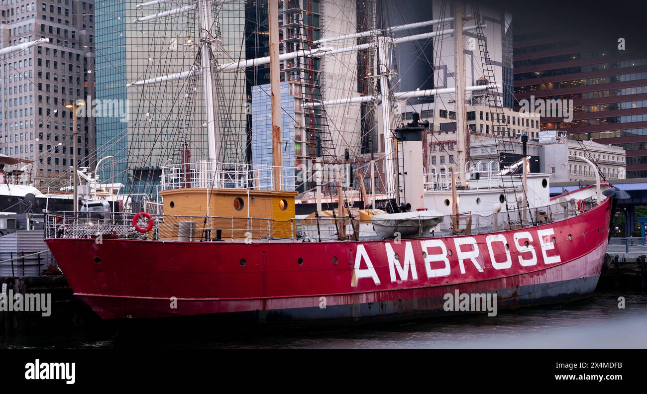 Ambrose street hi-res stock photography and images - Alamy