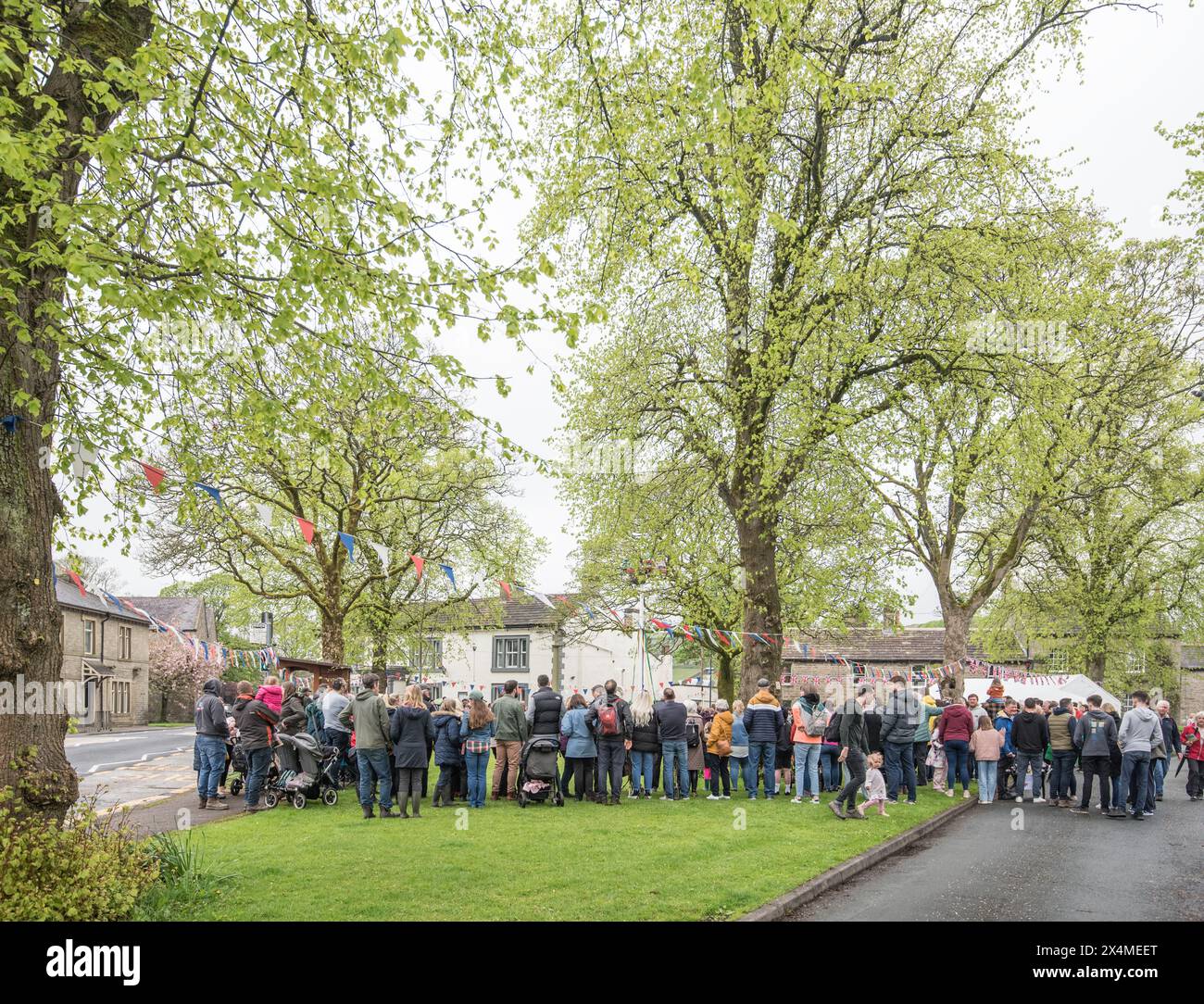 Crowds assembled at the Maypole Green, Long Preston for the start of ...