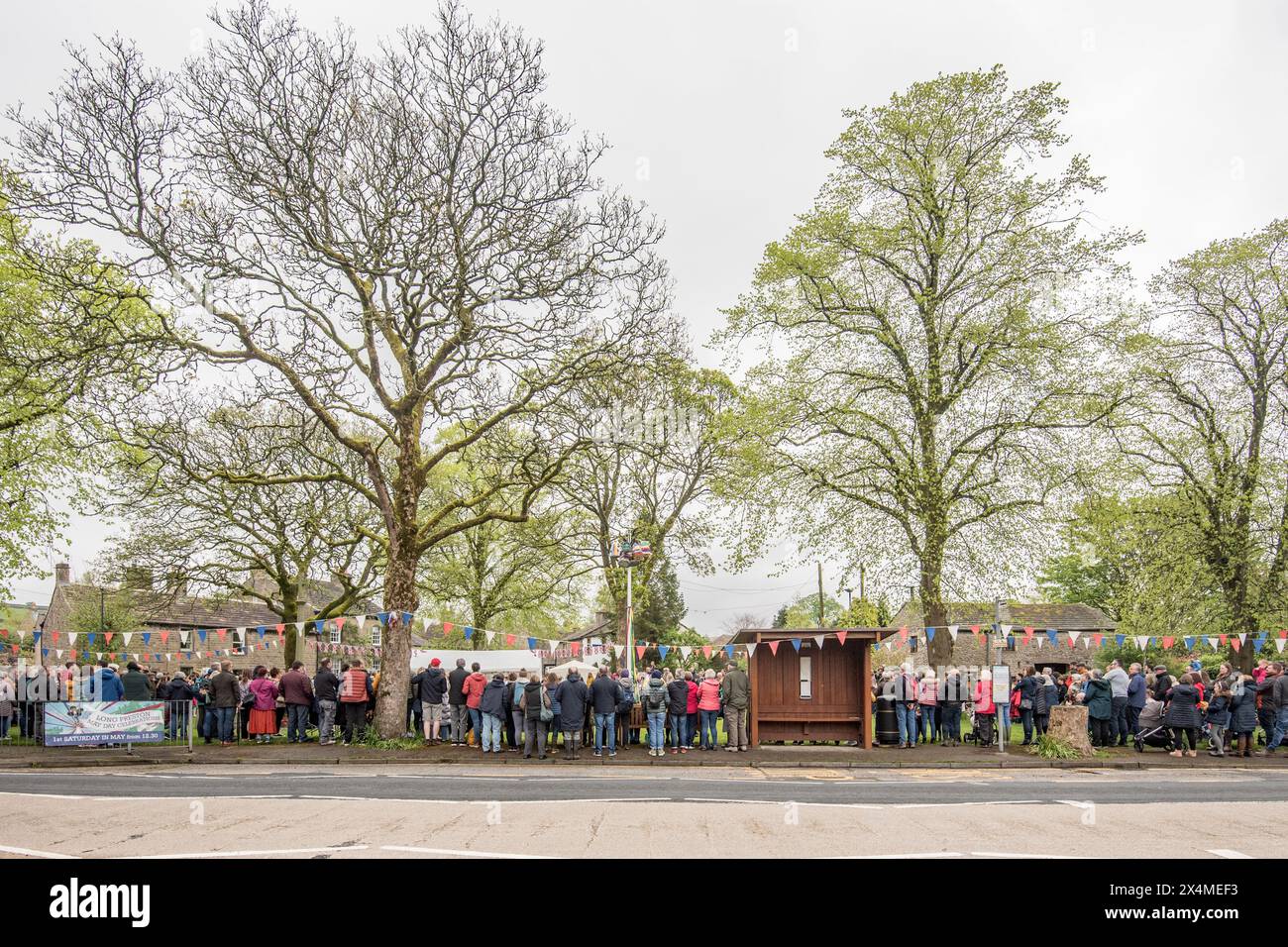 Crowds assembled at the Maypole Green, Long Preston for the start of ...