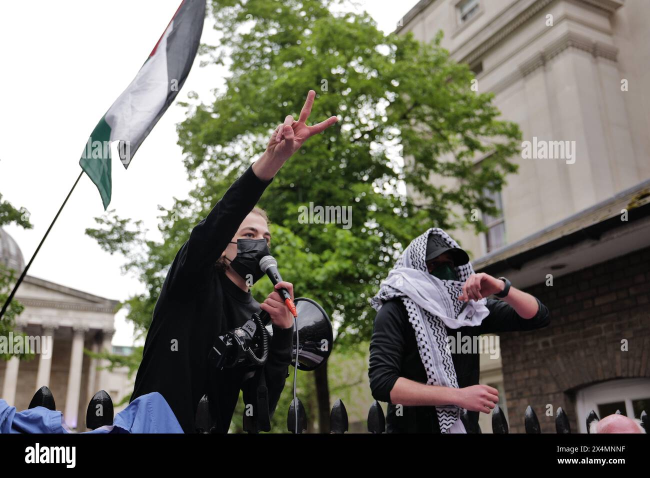 Jewish students uk hi-res stock photography and images - Alamy