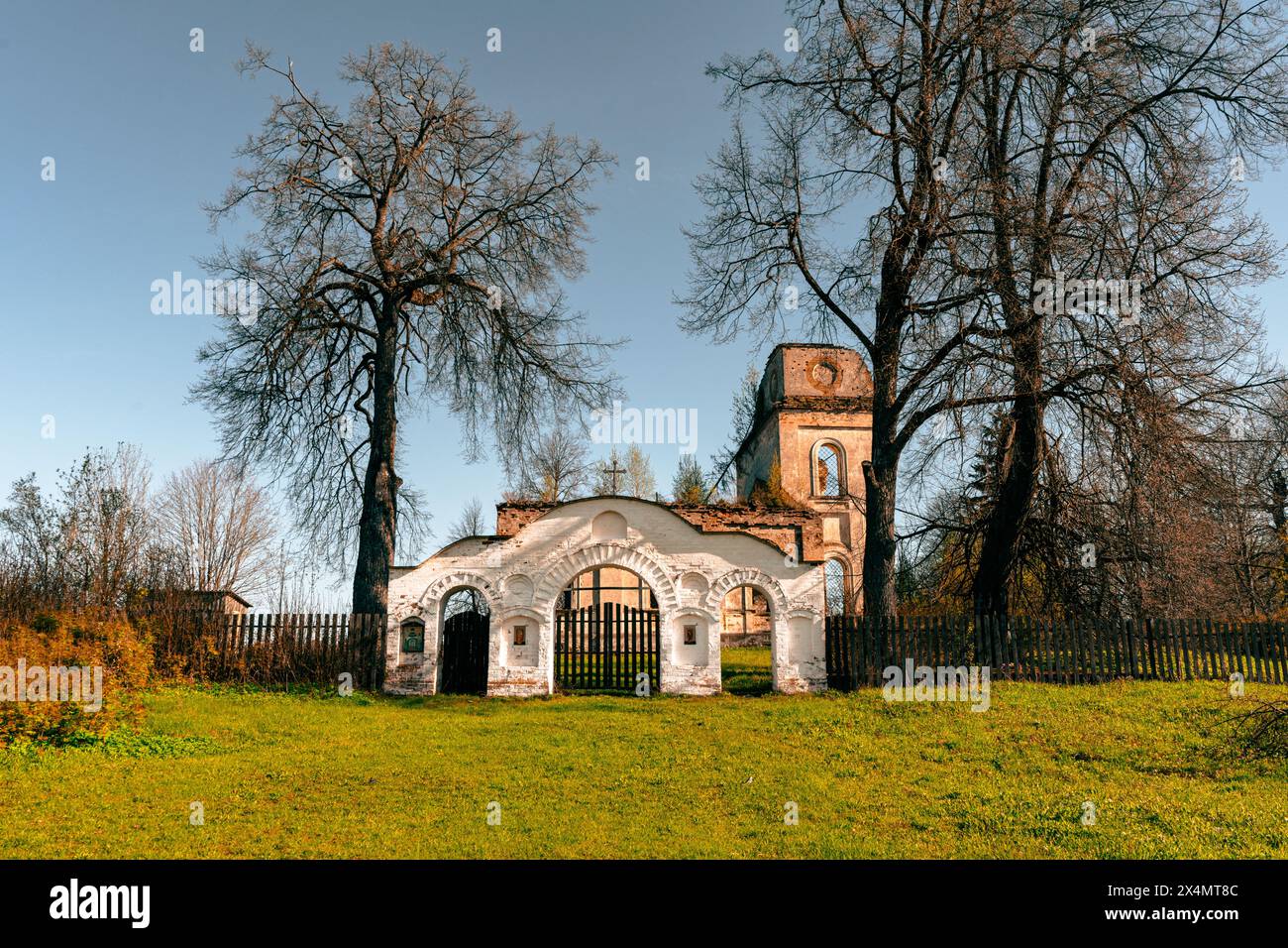 The main entrance to the territory of the temple. An abandoned ...