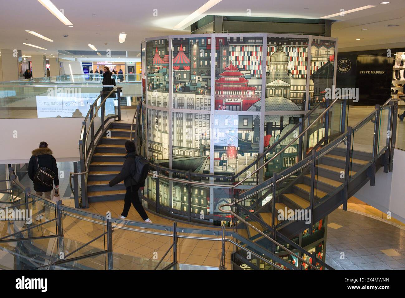 Canada, Montreal, Eaton Centre, shopping plaza Stock Photo - Alamy
