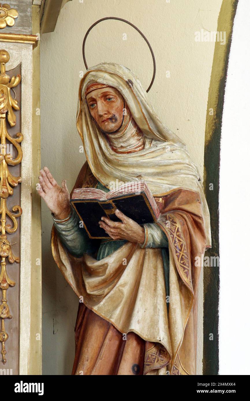 Saint Anne, statue on the altar of the Sacred Heart of Jesus at Holy ...