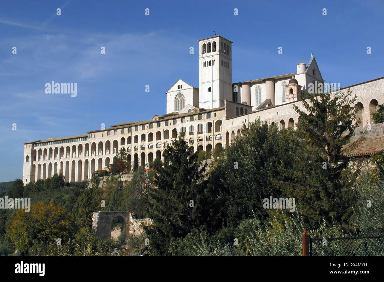 Basilica of Saint Francis of Assisi, UNESCO World heritage site Assisi ...
