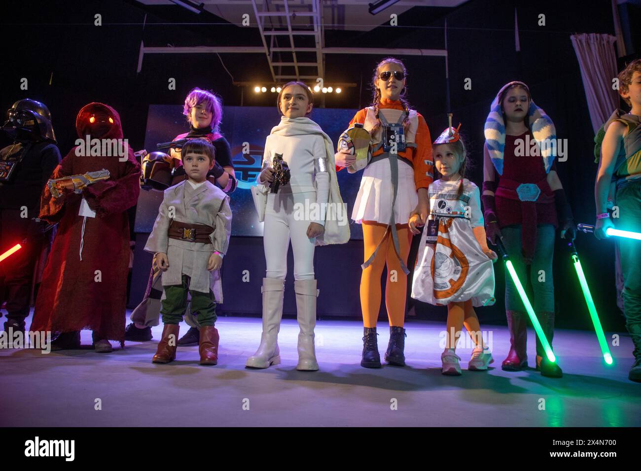 Star wars costume competition hi-res stock photography and images - Alamy