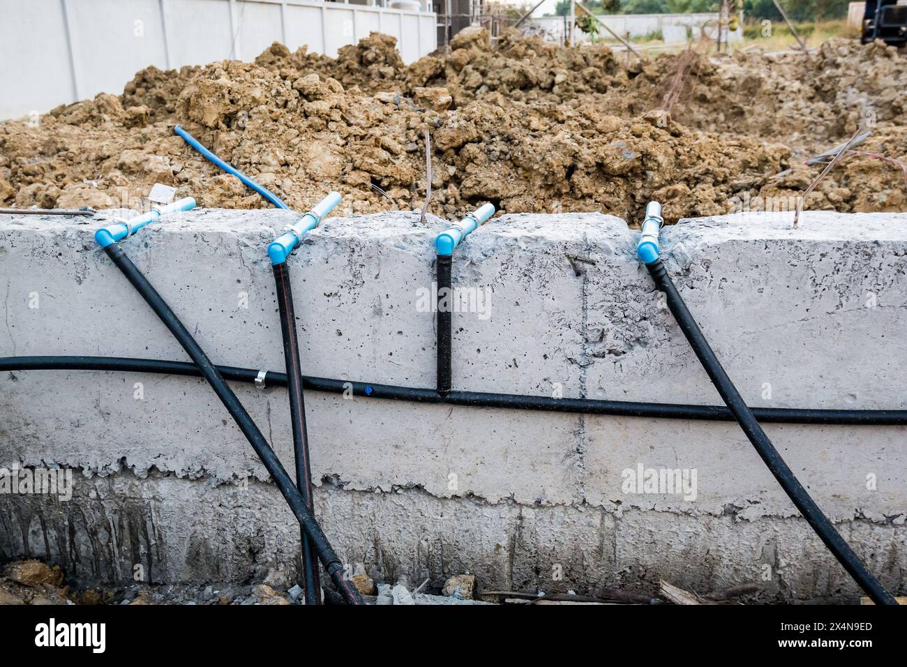 Termite tower hi-res stock photography and images - Alamy