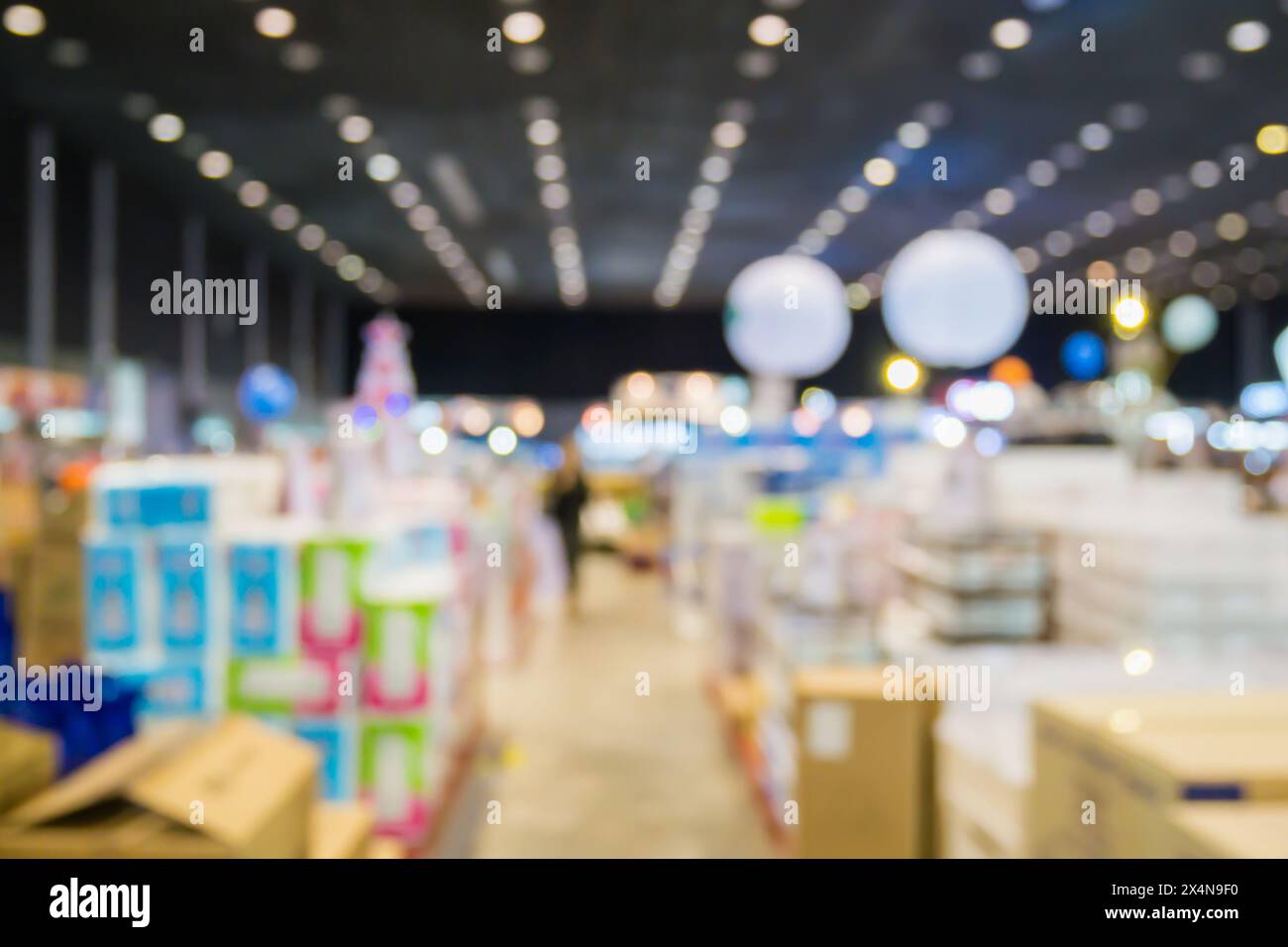 Hardware store interior hi-res stock photography and images - Alamy