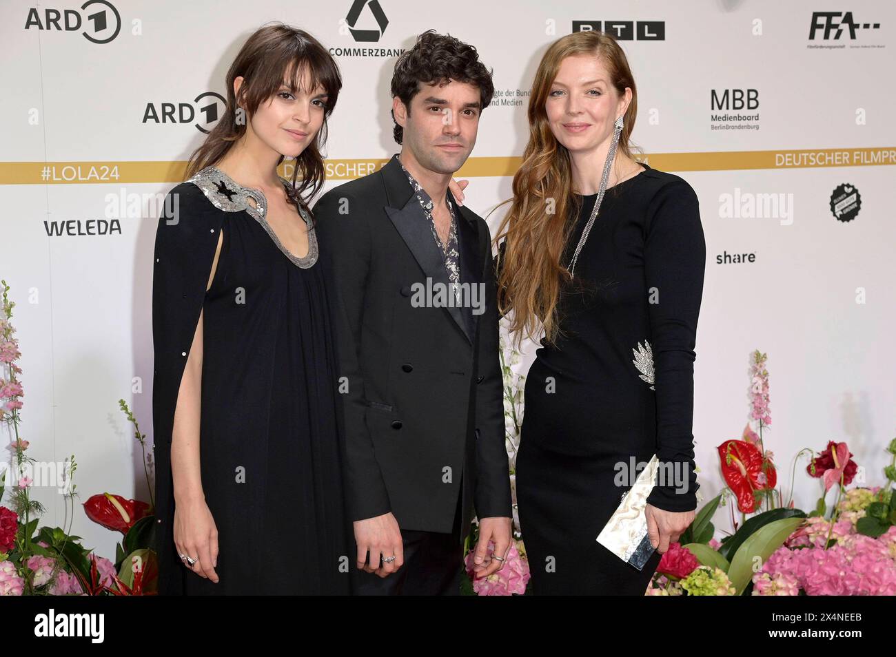 Luise Befort, Maximilian Befort und Pheline Roggan bei der 74 ...