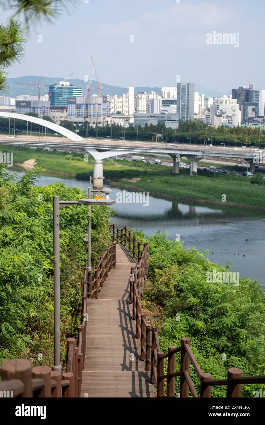 Seoul, South Korea - 31 August 2023: Wooden path on Eungbongsan ...