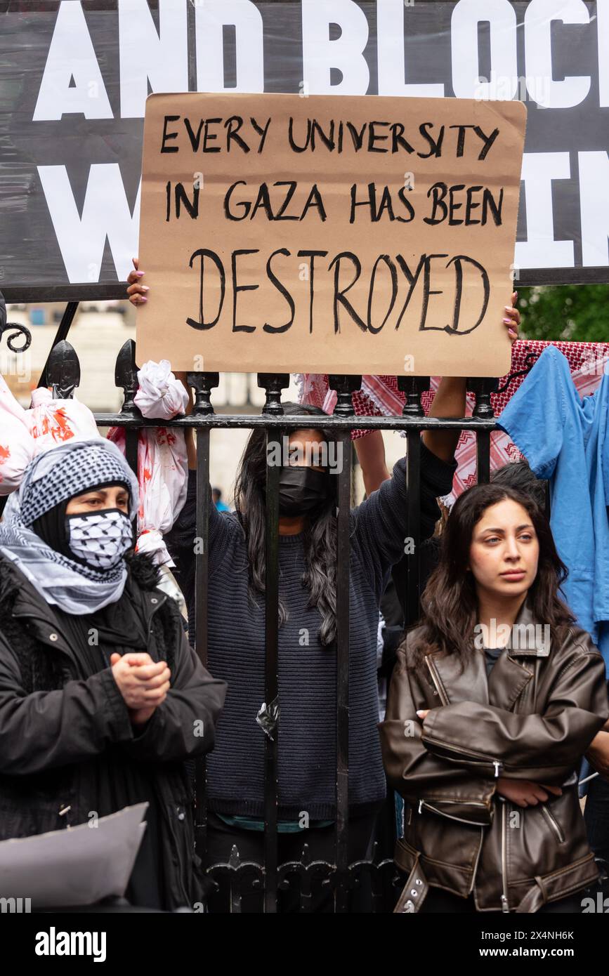 London, UK. 4 May 2024. Pro-Palestine students protest on Gower Street ...