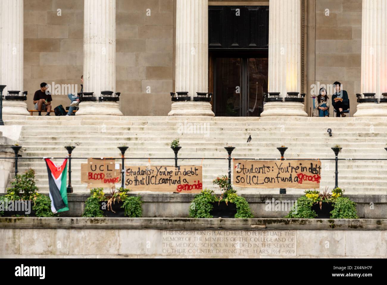 London, UK. 4 May 2024. Pro-Palestine students protest on Gower Street ...