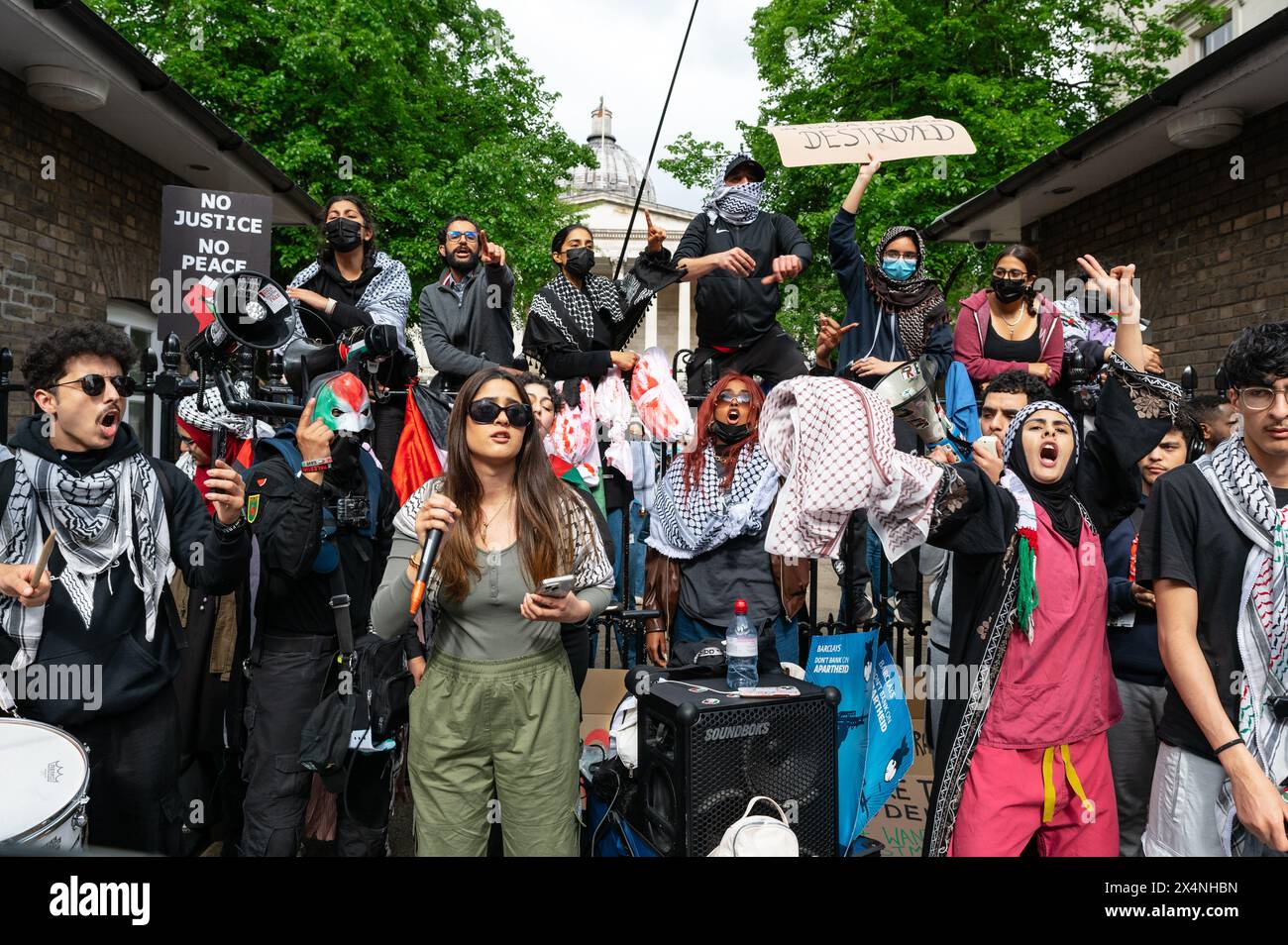London, UK. 4 May 2024. Pro-Palestine students protest on Gower Street ...