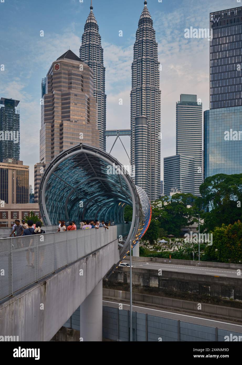 Saloma Link bridge in Kuala Lumpur, Malaysia is a 69 meters combined ...