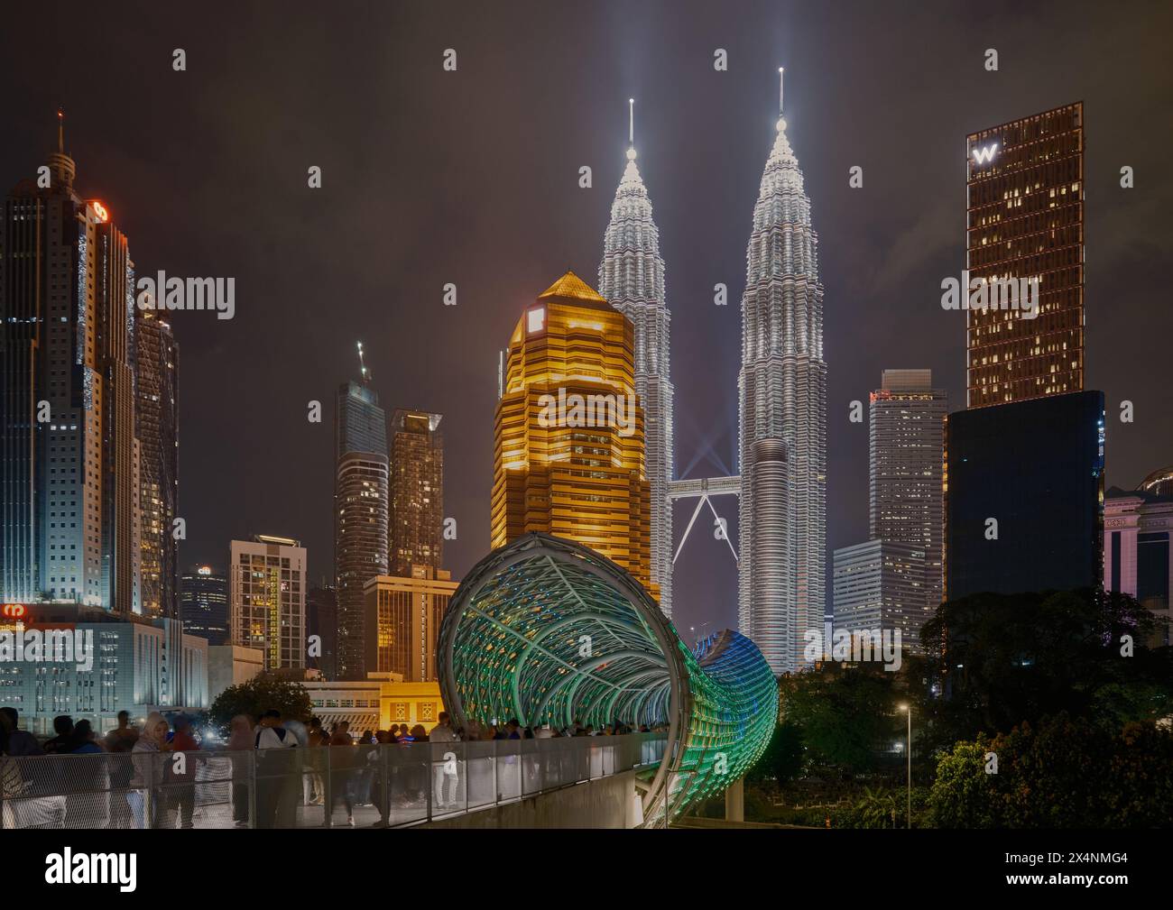 Saloma Link bridge in Kuala Lumpur, Malaysia is a 69 meters combined ...
