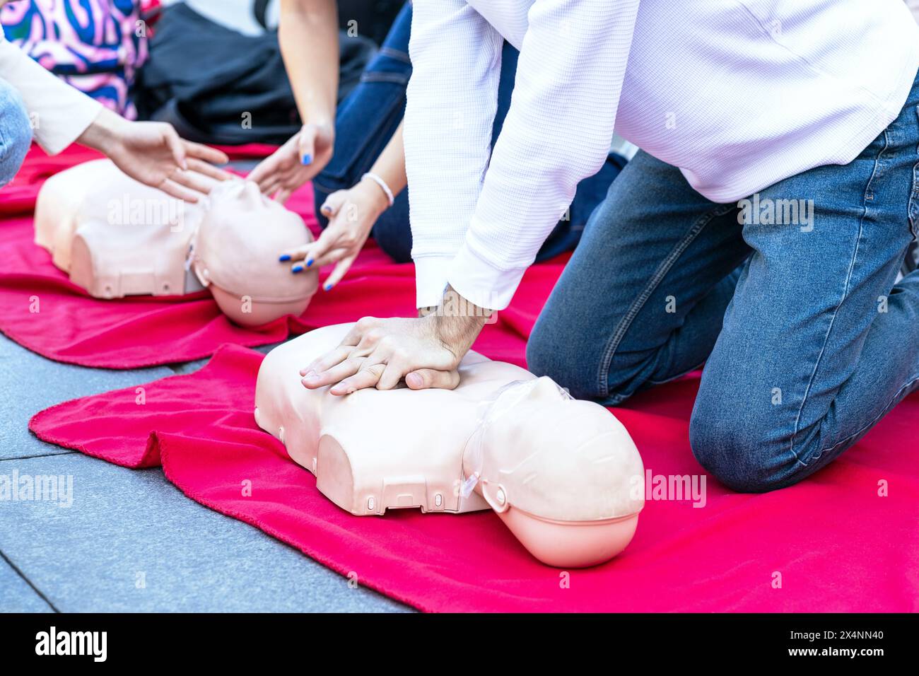 Cardiopulmonary resuscitation and first aid training Stock Photo - Alamy