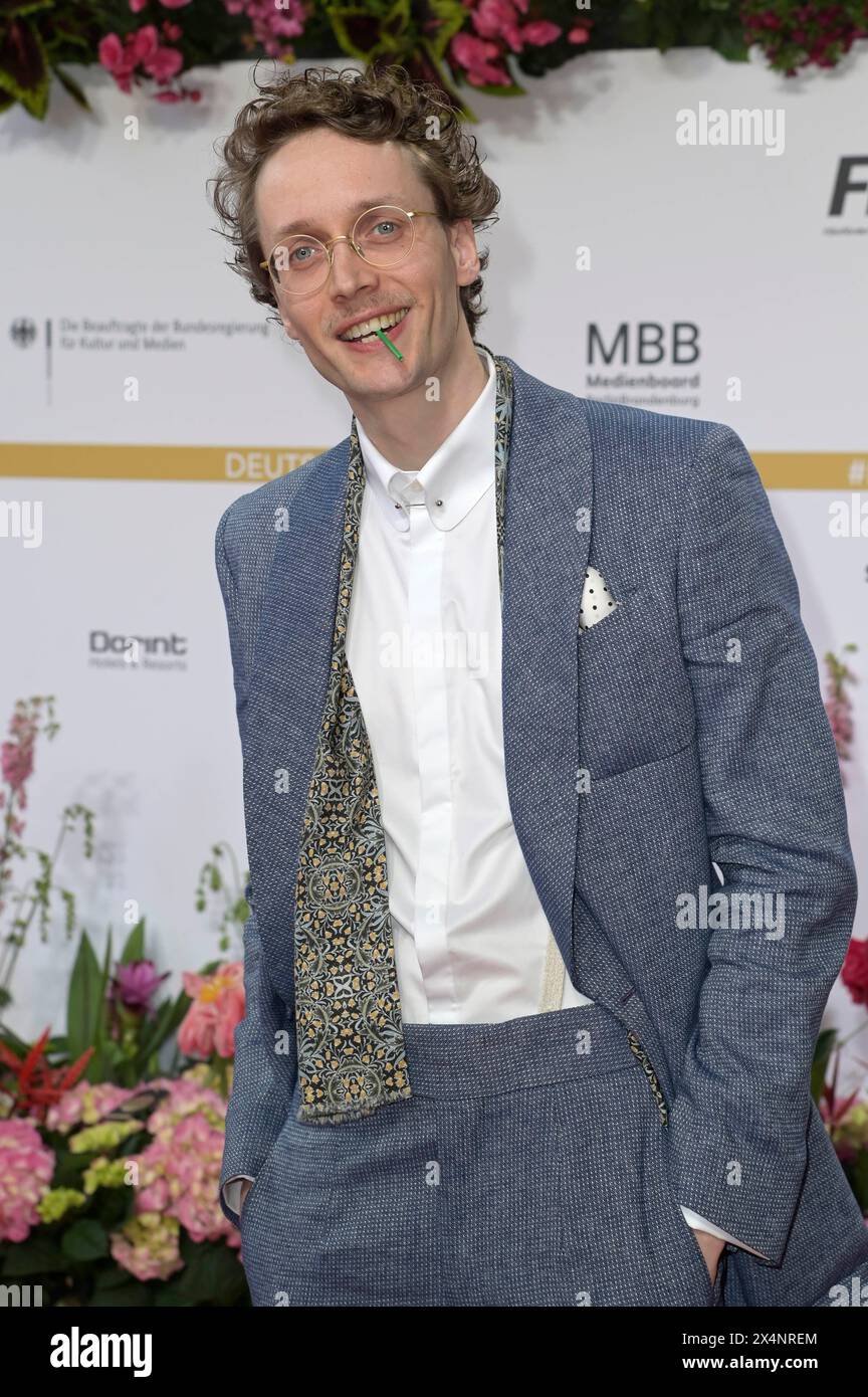 Julius Feldmeier bei der 74. Verleihung des Deutschen Filmpreises 2024 ...