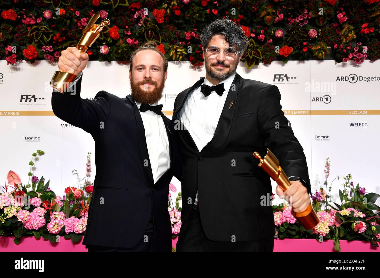 Adrian Meyer und Kariem Saleh bei der 74. Verleihung des Deutschen Filmpreises 2024 im Theater ...