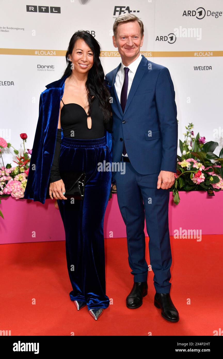 Minh-Khai Phan-Thi und Michael Kessler bei der 74. Verleihung des Deutschen Filmpreises 2024 im ...