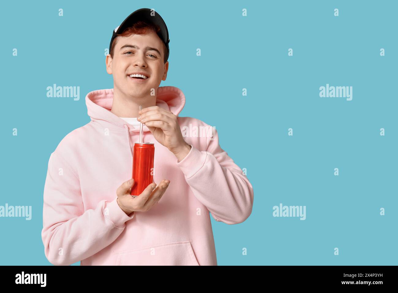 Man drinking soda can hi-res stock photography and images - Alamy