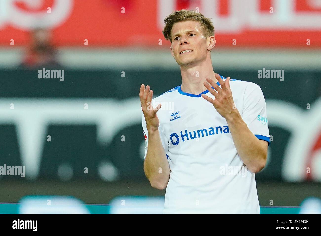 Kaiserslautern, Germany. 04th May, 2024. Soccer: Bundesliga 2, 1. FC ...