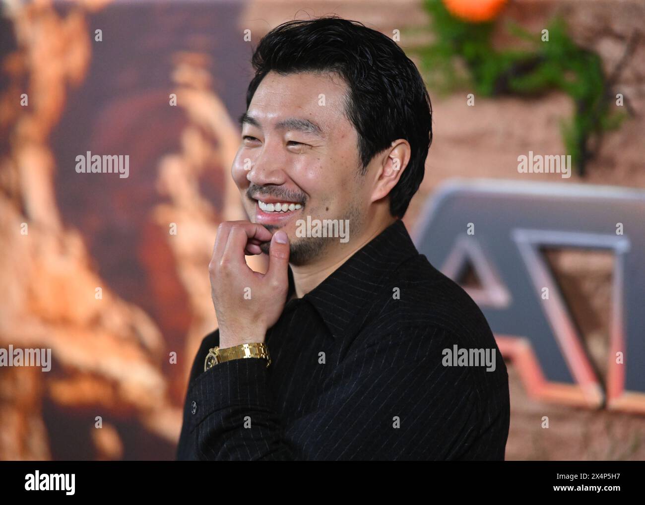 Simu hi-res stock photography and images - Alamy