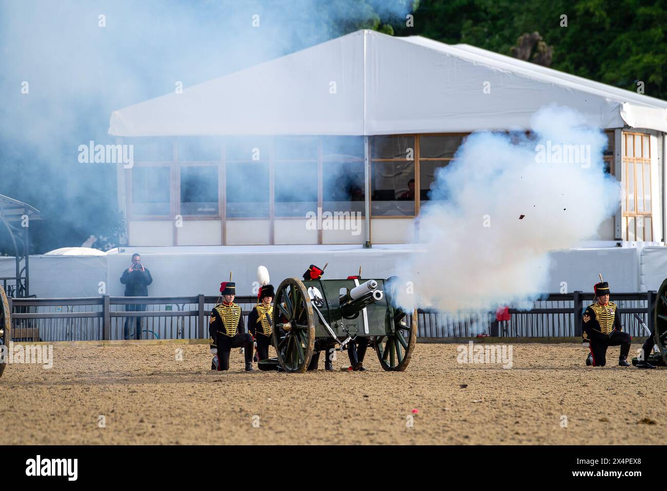 Windsor, Berkshire, UK. 4th May 2024. The Musical Drive of the King's Troop, Royal Horse ...