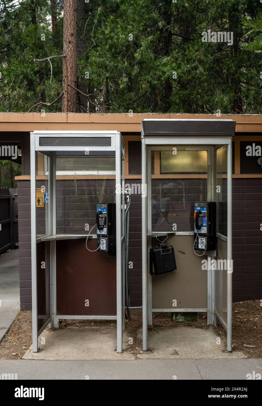 Phone booth in the wilderness hi-res stock photography and images - Alamy