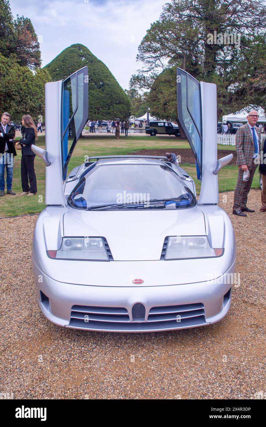 Bugatti EB110 SS at the Concours of Elegance - Hampton Court Palace ...