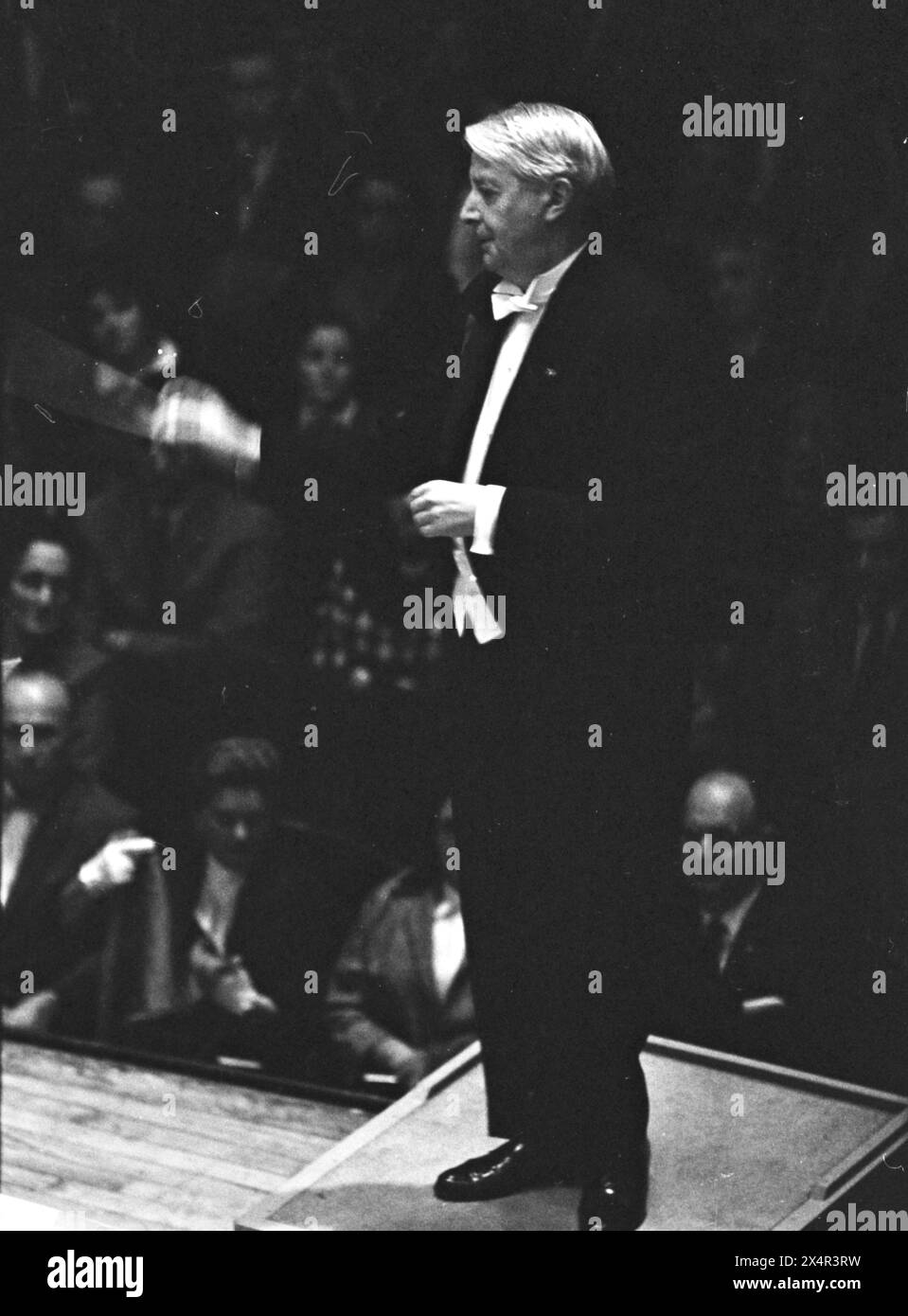 Charles Munch performing, 1958 Stock Photo - Alamy