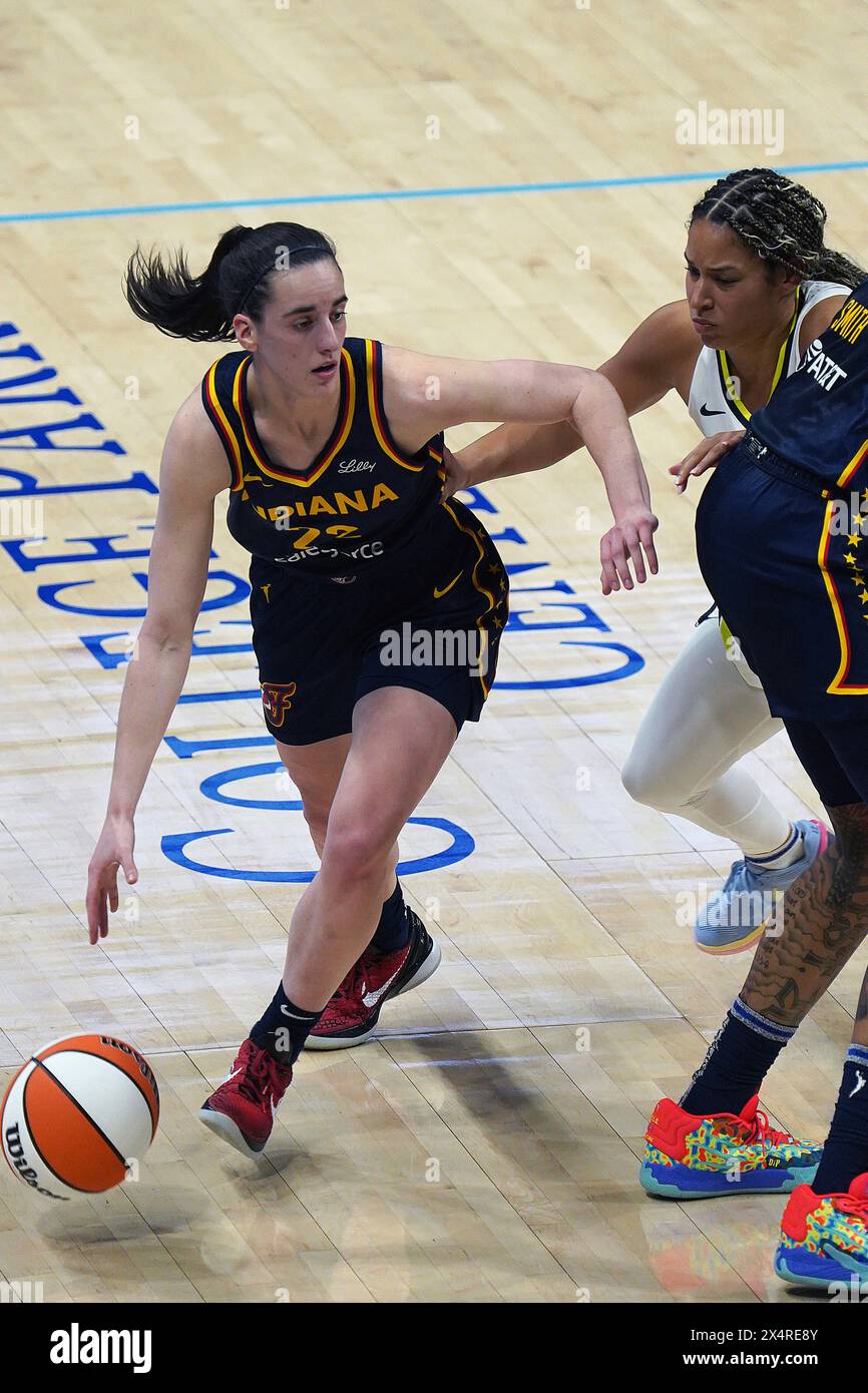 Caitlin clark 2024 hi-res stock photography and images - Alamy