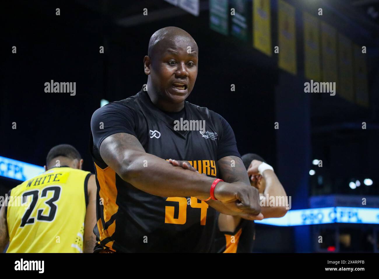 London, Canada. 4th May, 2024. The London Lightning defeat the Sudbury ...