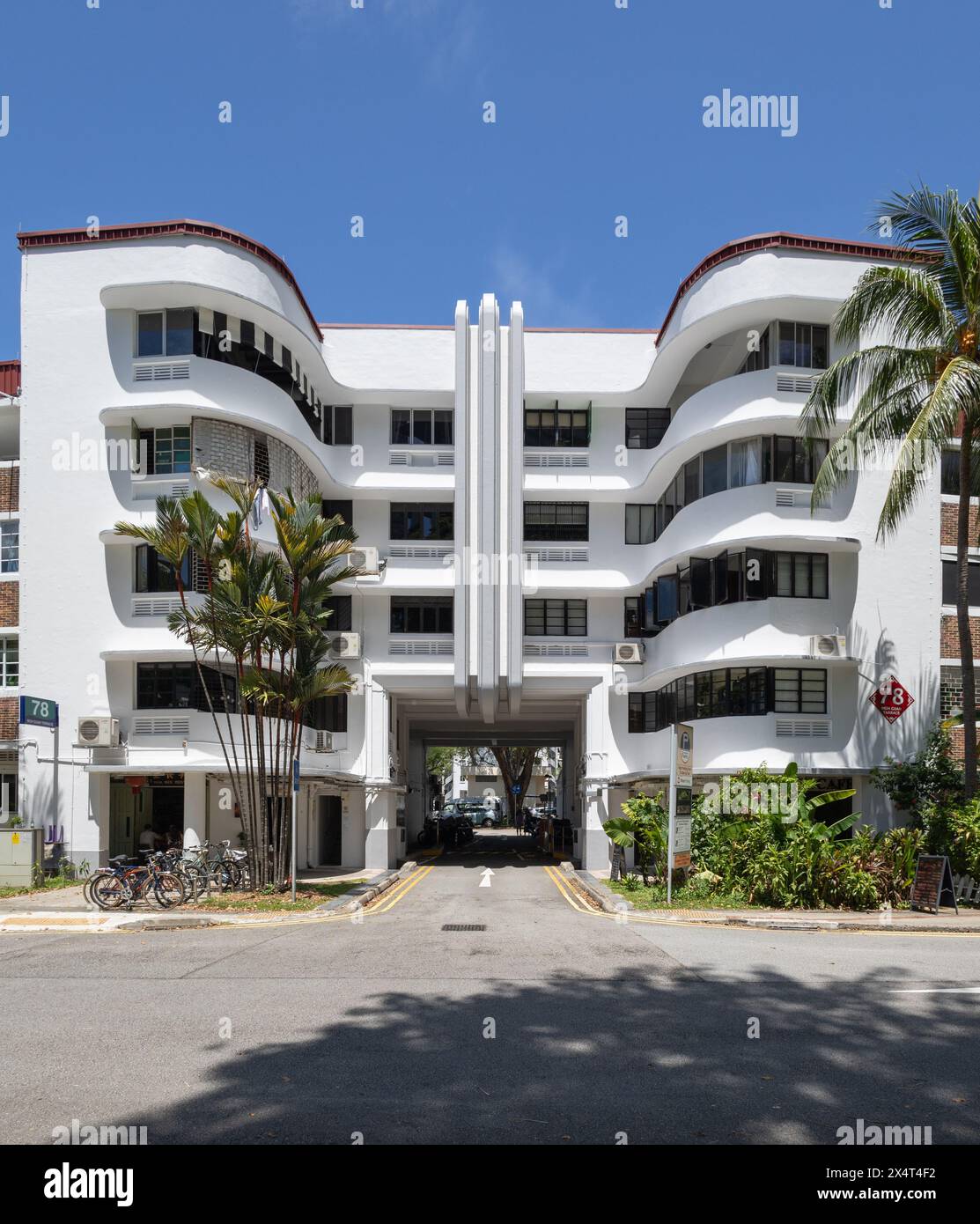 78 Moh Guan Terrace, Horse-shoe Block, Tiong Bahru, modernist walk up ...