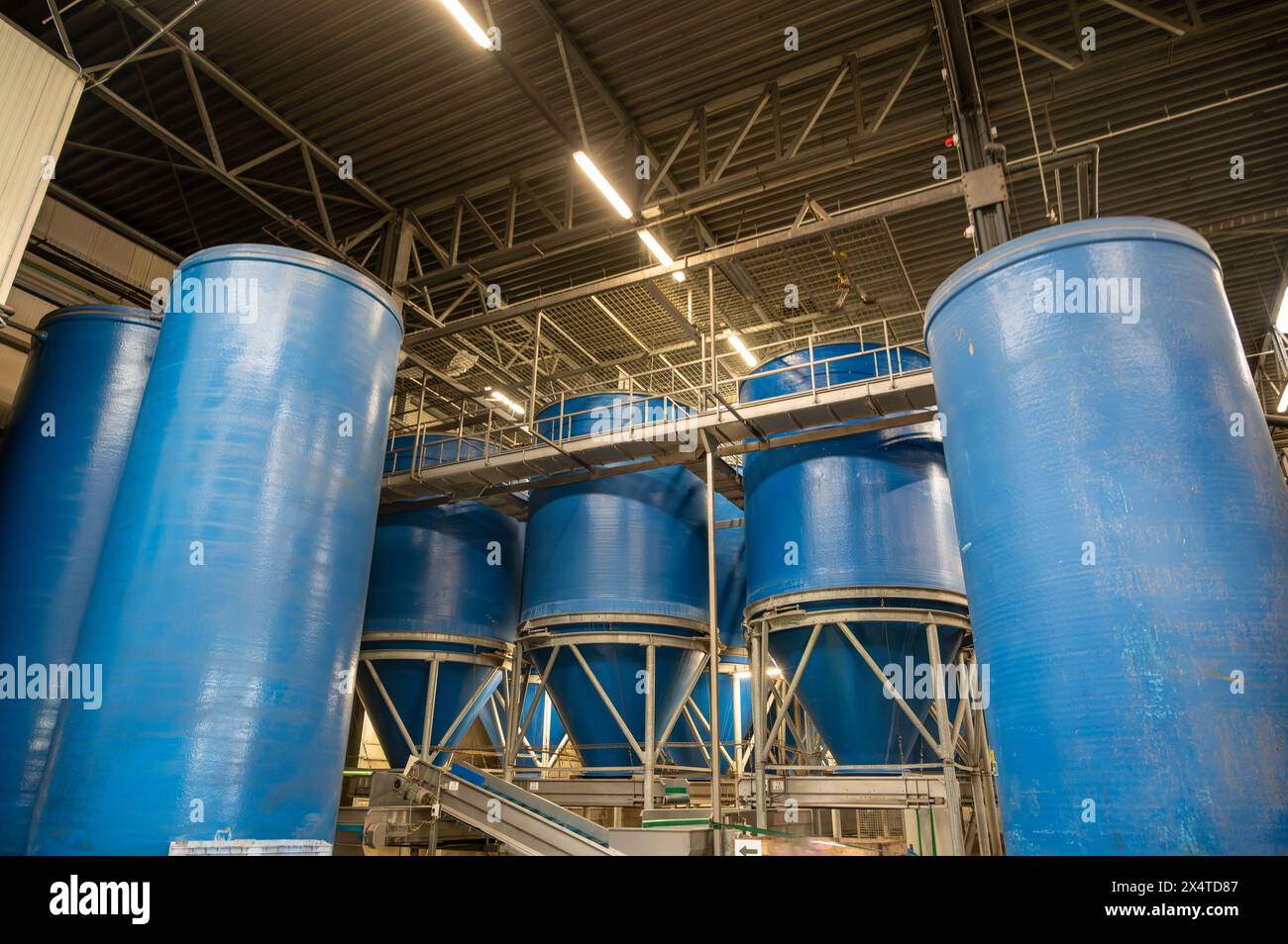 Silo automation hi-res stock photography and images - Alamy