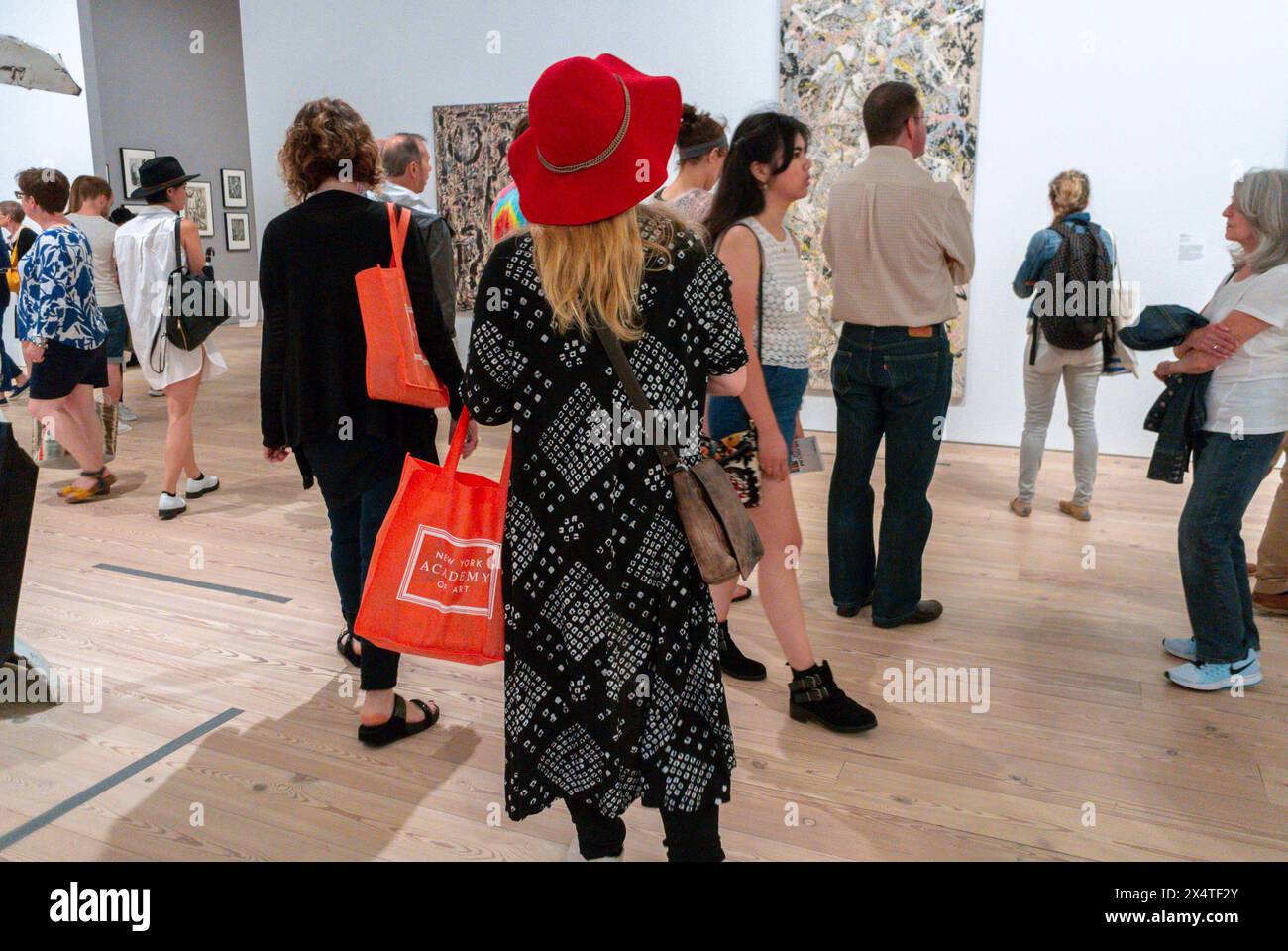 New York City, NY, USA, Crowd People, Tourists, Visiting inside, Modern ...