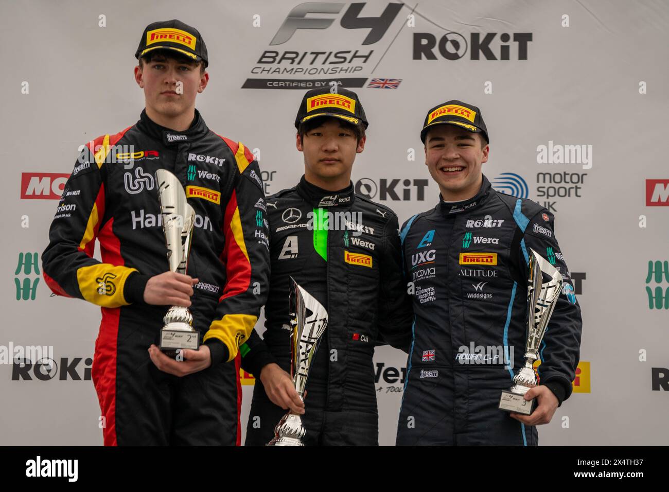 Yuanpu CUI 56 - Bart Harrison & Rowan CAMPBELL-PILLING Race 1 Donington ...