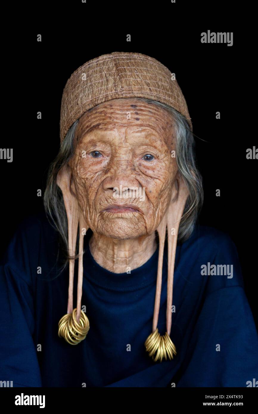 Elder from Dayak Kenyah tribe (ethnic minority group), Pampang, East ...