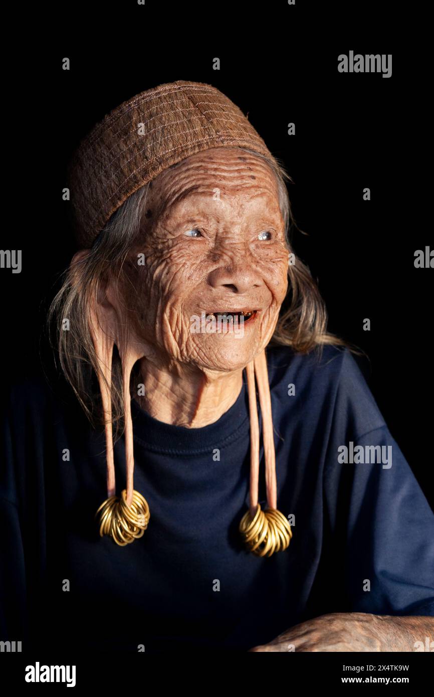 Elder from Dayak Kenyah tribe (ethnic minority group), Pampang, East ...