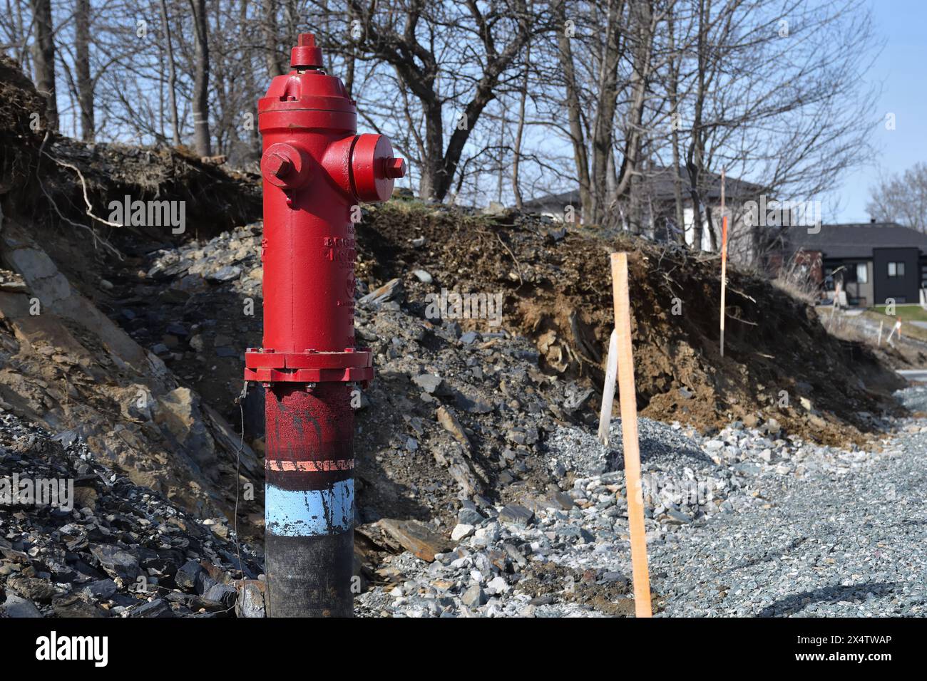 Single fire hydrant hi-res stock photography and images - Alamy