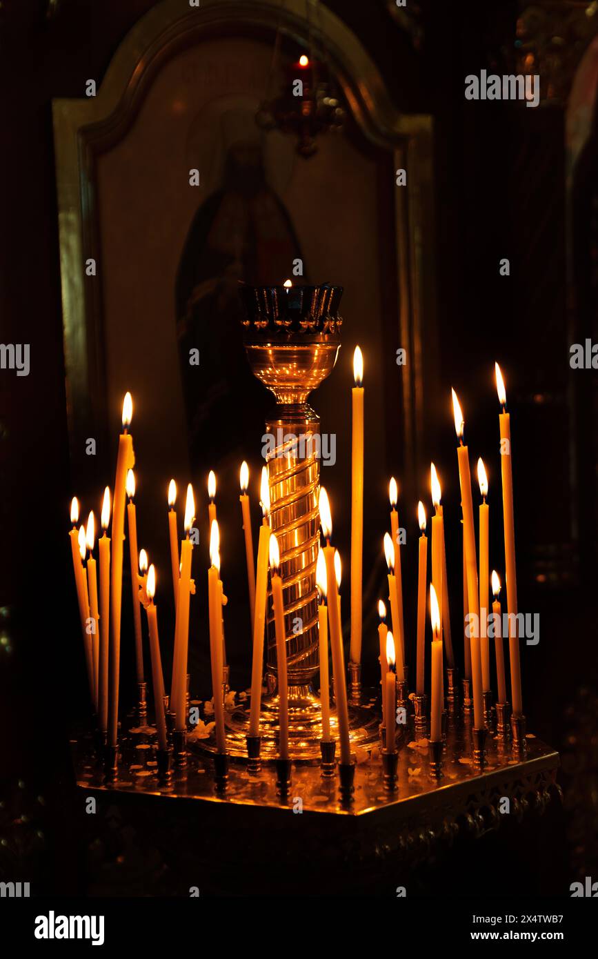 Prayer ritual icon hi-res stock photography and images - Alamy