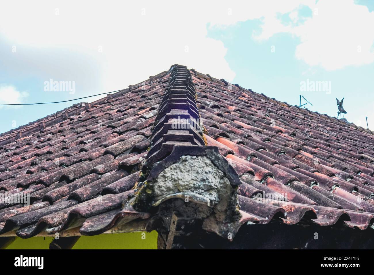 Triangular roof of traditional Indonesian house Stock Photo - Alamy