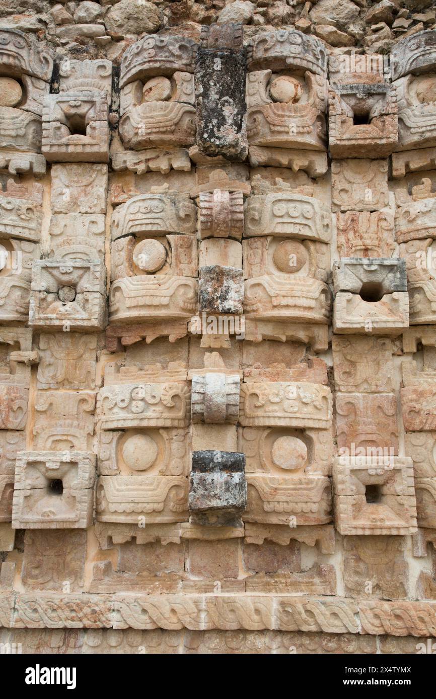 Palace of the Masks (Codz Poop), Kabah Archaeological Site, Mayan Ruins ...