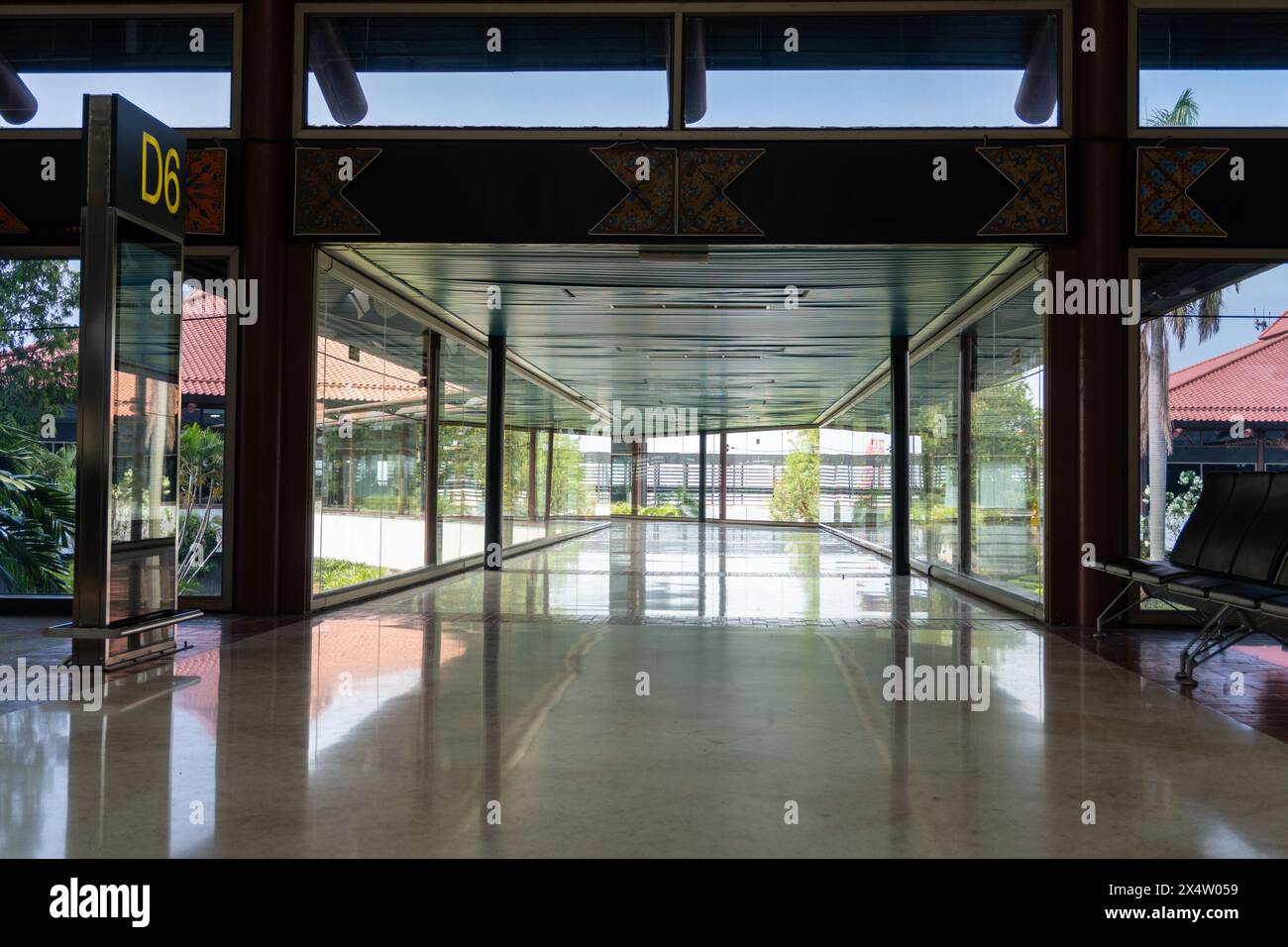 Empty atmosphere in the airport waiting room Stock Photo - Alamy
